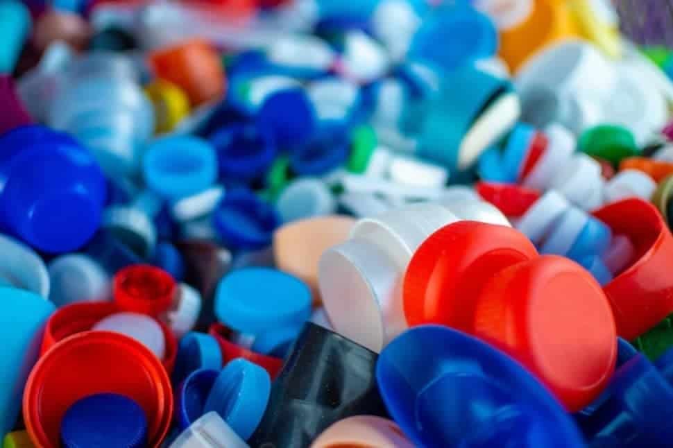 Plastic Bottle Caps: Types, Uses, and Benefits | QuantixCap
