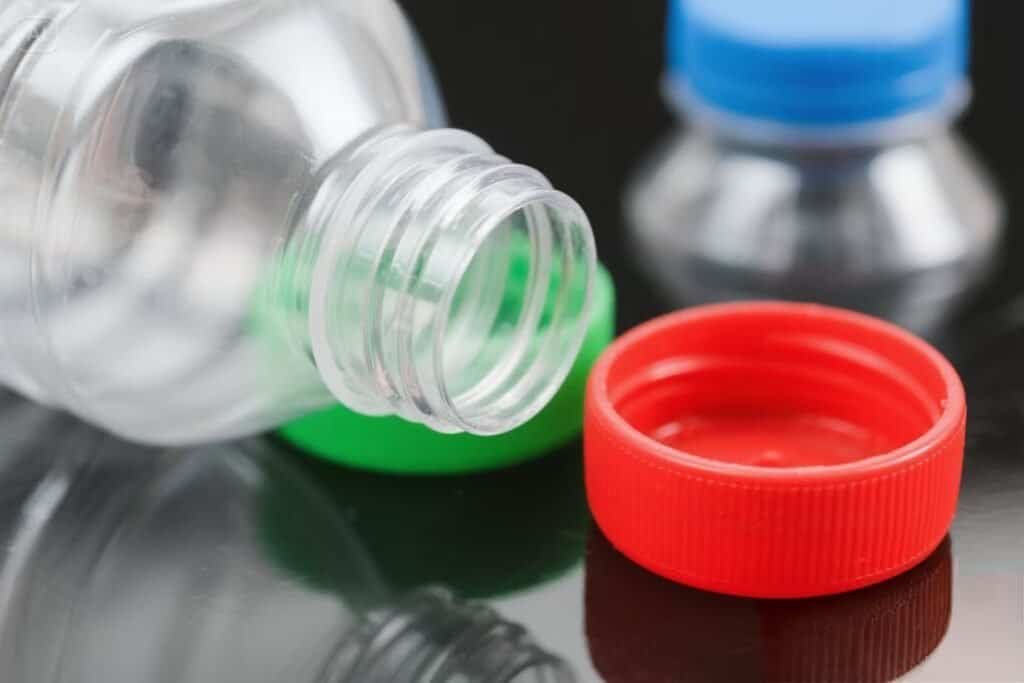 Plastic Flip Caps for Food and Beverage | Quantixcap